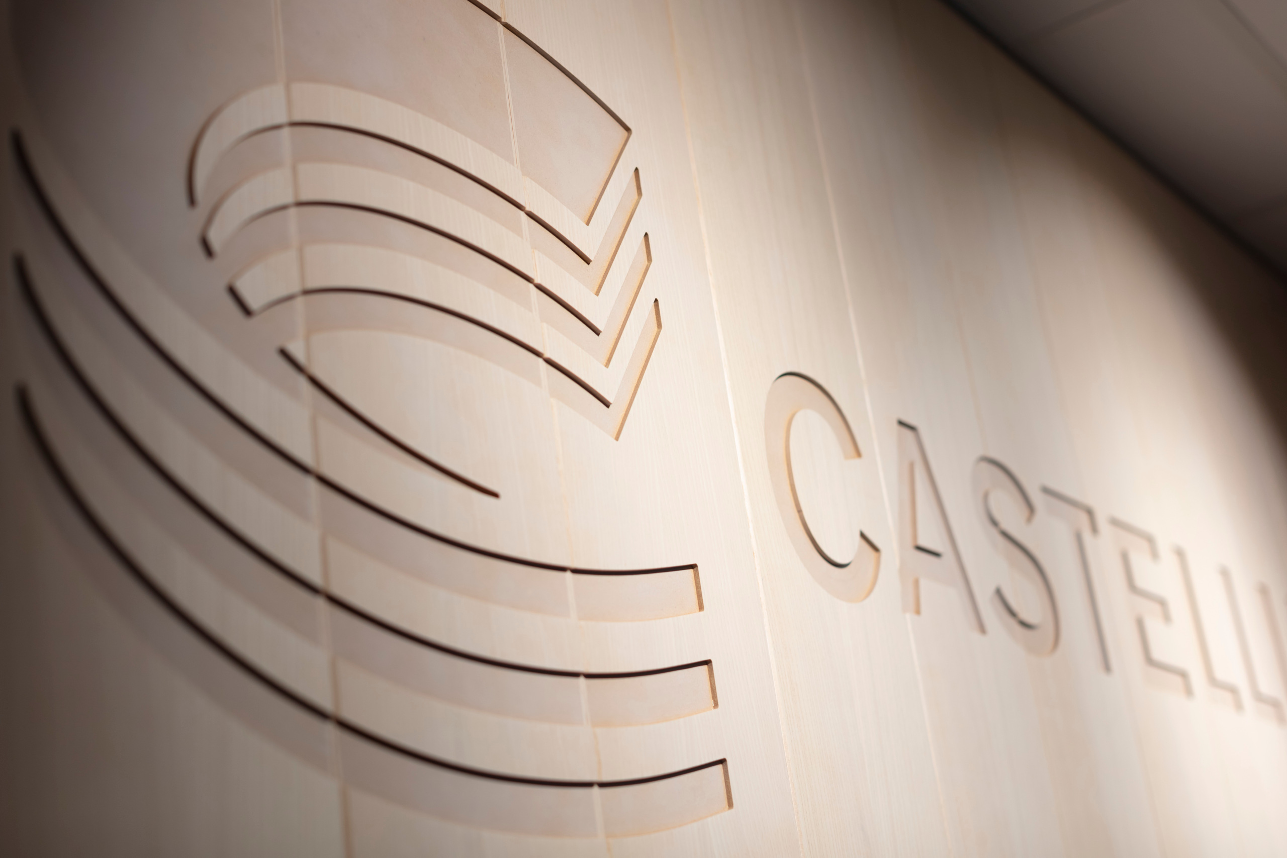 Language and market selector | Castellum